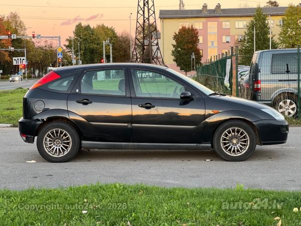 Ford Focus 1999 in Narva on AUTOMOTO.COM.LV Black Ford Focus 1999 in Narva, with an engine capacity of 1.80 L and mileage of 250 thousand km for 499 €, photo 5 on AUTOMOTO.COM.LV