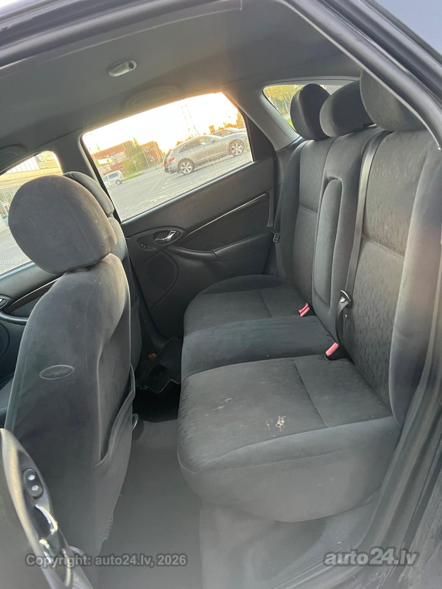 Melns Ford Focus 1999 Narva, ar dzinēja tilpumu 1.80 L un nobraukumu 250 tūkst. km par 499 €, foto 10 vietnē AUTOMOTO.COM.LV