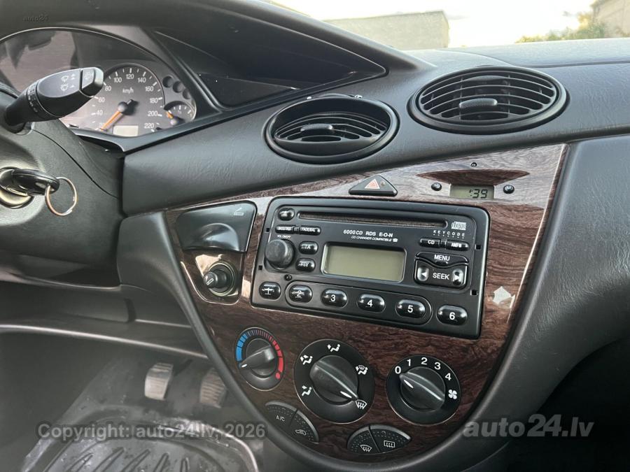 Melns Ford Focus 1999 Narva, ar dzinēja tilpumu 1.80 L un nobraukumu 250 tūkst. km par 499 €, foto 15 vietnē AUTOMOTO.COM.LV