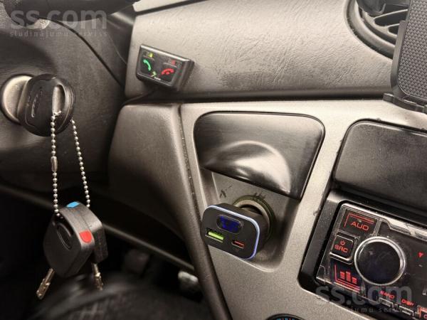 Форд Фокус 2002 в Елгава на AUTOMOTO.COM.LV Черный Форд Фокус 2002 в Елгава, объемом двигателя 1.80 л и пробегом 300 тыс. км за 1200 €, фото 9 на AUTOMOTO.COM.LV