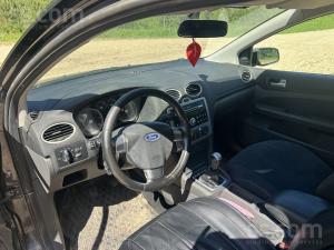 Melns Ford Focus 2004 Kuldīga, ar dzinēja tilpumu 2.00 L un nobraukumu 460 tūkst. km par 830 €, foto 5 vietnē AUTOMOTO.COM.LV