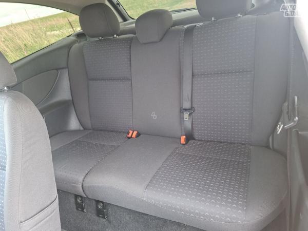 Black Ford Focus 2004 in Kretinga, with an engine capacity of 1.40 L and mileage of 265 thousand km for 300 €, photo 7 on AUTOMOTO.COM.LV