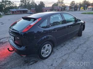Melns Ford Focus 2005 Liepāja, ar dzinēja tilpumu 1.60 L un nobraukumu 351 tūkst. km par 1190 €, foto 5 vietnē AUTOMOTO.COM.LV
