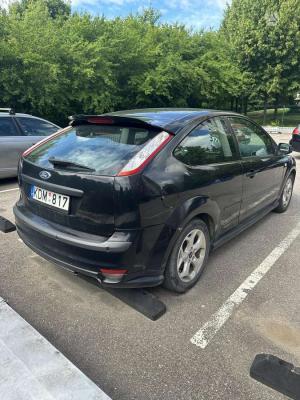 Melns Ford Focus 2005 Kauņa, ar dzinēja tilpumu 2.00 L un nobraukumu 295 tūkst. km par 500 €, foto 9 vietnē AUTOMOTO.COM.LV