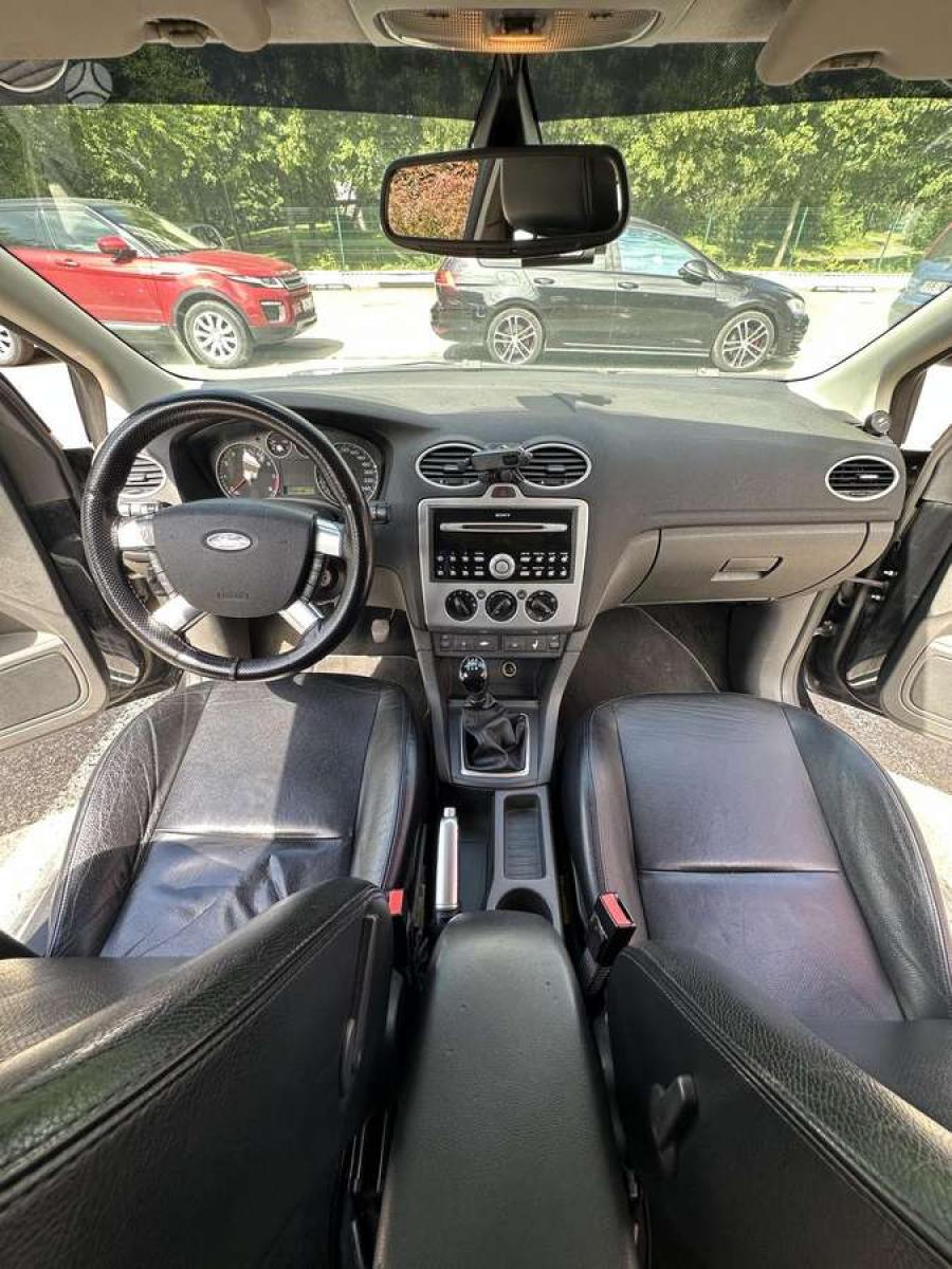 Melns Ford Focus 2005 Kauņa, ar dzinēja tilpumu 2.00 L un nobraukumu 295 tūkst. km par 500 €, foto 10 vietnē AUTOMOTO.COM.LV