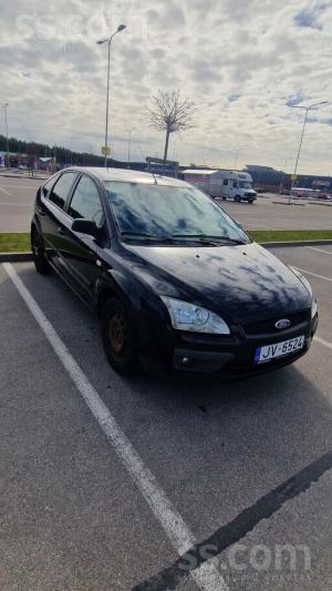 Melns Ford Focus 2006 Rīga, ar dzinēja tilpumu 1.60 L un nobraukumu 264 tūkst. km par 1100 €, foto 8 vietnē AUTOMOTO.COM.LV