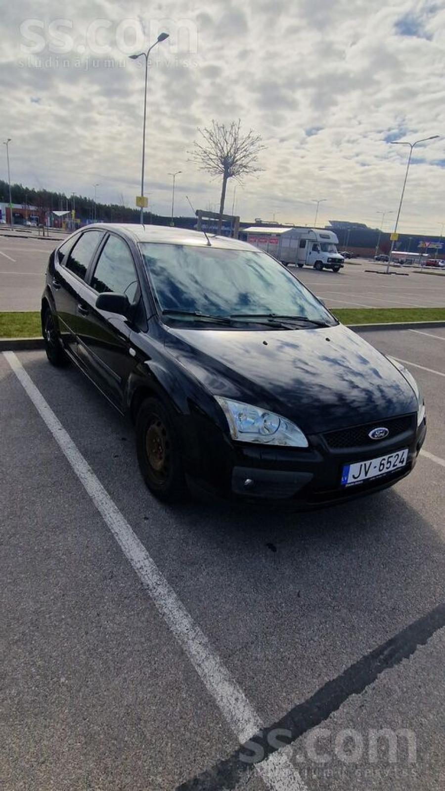 Melns Ford Focus 2006 Rīga, ar dzinēja tilpumu 1.60 L un nobraukumu 264 tūkst. km par 1100 €, foto 8 vietnē AUTOMOTO.COM.LV