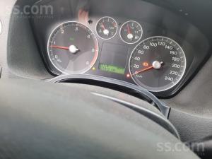 Black Ford Focus 2006 in Riga, with an engine capacity of 1.60 L and mileage of 331 thousand km for 1399 €, photo  on AUTOMOTO.COM.LV