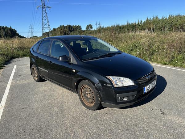 Melns Ford Focus 2006 Tallina, ar dzinēja tilpumu 1.80 L un nobraukumu 0 tūkst. km par 799 €, foto 5 vietnē AUTOMOTO.COM.LV