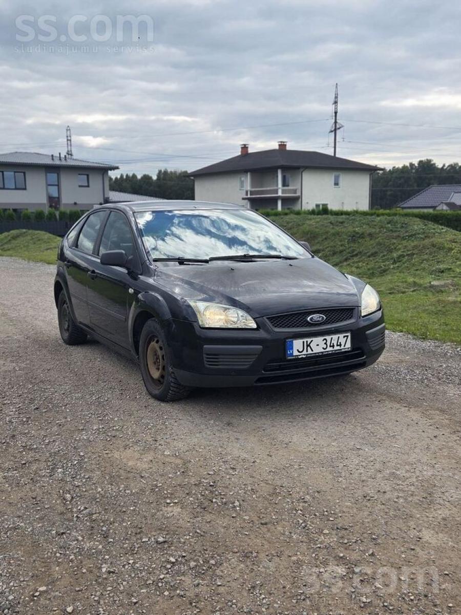 Melns Ford Focus 2006 Rīga, ar dzinēja tilpumu 1.60 L un nobraukumu 255 tūkst. km par 1300 €, foto 1 vietnē AUTOMOTO.COM.LV
