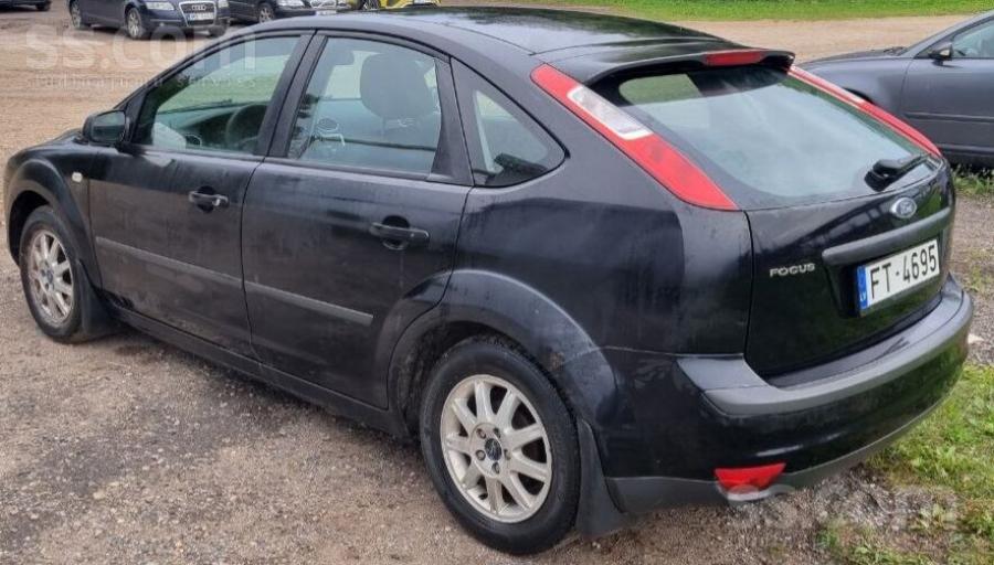 Melns Ford Focus 2006 Rīga, ar dzinēja tilpumu 1.60 L un nobraukumu 263 tūkst. km par 1350 €, foto 3 vietnē AUTOMOTO.COM.LV