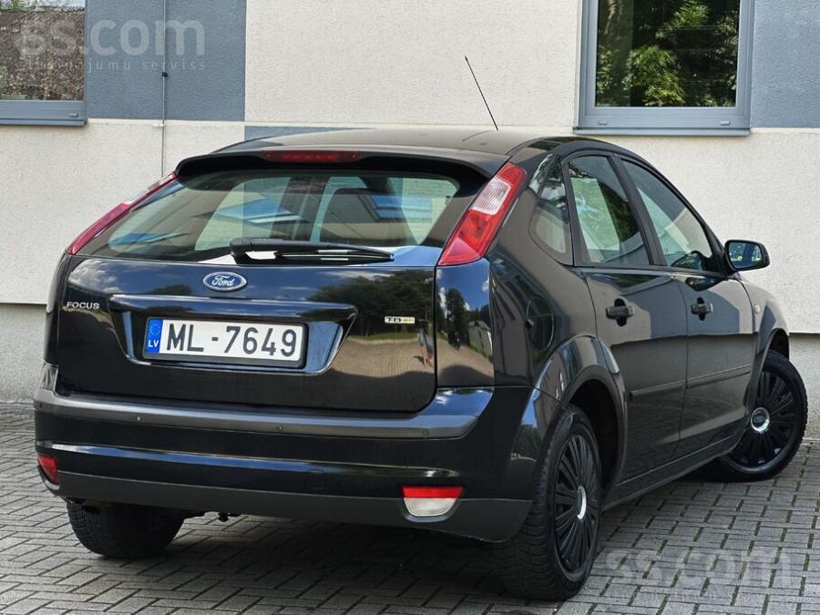 Melns Ford Focus 2007 Jelgava, ar dzinēja tilpumu 1.60 L un nobraukumu 278 tūkst. km par 1650 €, foto 4 vietnē AUTOMOTO.COM.LV
