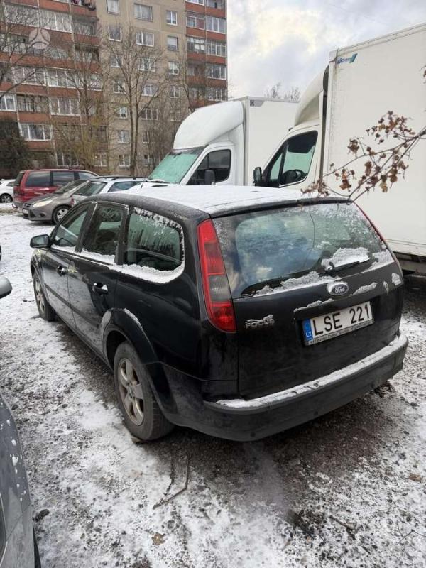 Black Ford Focus 2007 in Kaunas, with an engine capacity of 1.56 L and mileage of 245 thousand km for 499 €, photo 3 on AUTOMOTO.COM.LV