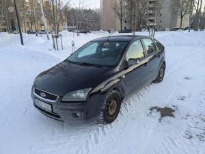 Black Ford Focus 2007 in Vilnius, with an engine capacity of 1.60 L and mileage of 230 thousand km for 900 €, photo 2 on AUTOMOTO.COM.LV