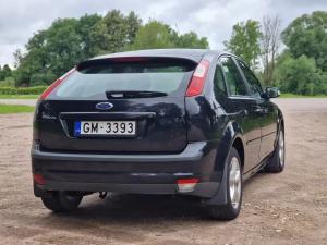 Melns Ford Focus 2007 Grobiņa, ar dzinēja tilpumu 1.60 L un nobraukumu 191 tūkst. km par 1500 €, foto 6 vietnē AUTOMOTO.COM.LV