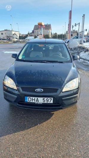 Melns Ford Focus 2007 Klaipėda, ar dzinēja tilpumu 1.80 L un nobraukumu 203 tūkst. km par 1500 €, foto  vietnē AUTOMOTO.COM.LV