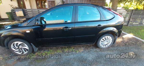 Black Ford Focus 2007 in Tallinn, with an engine capacity of 1.60 L and mileage of 149 thousand km for 1350 €, photo 5 on AUTOMOTO.COM.LV