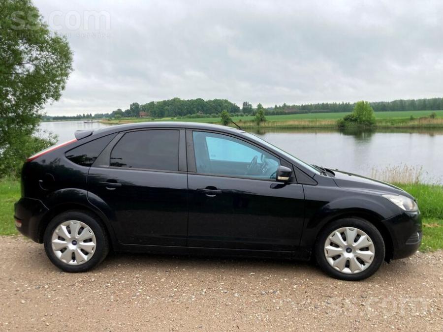 Melns Ford Focus 2008 Jelgava, ar dzinēja tilpumu 1.80 L un nobraukumu 244 tūkst. km par 6350 €, foto 8 vietnē AUTOMOTO.COM.LV