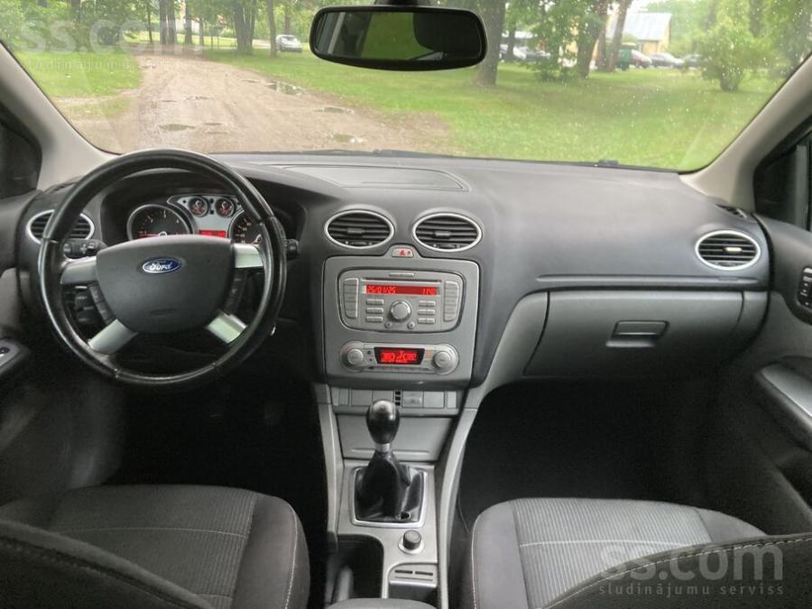 Melns Ford Focus 2008 Jelgava, ar dzinēja tilpumu 1.80 L un nobraukumu 244 tūkst. km par 6350 €, foto 10 vietnē AUTOMOTO.COM.LV