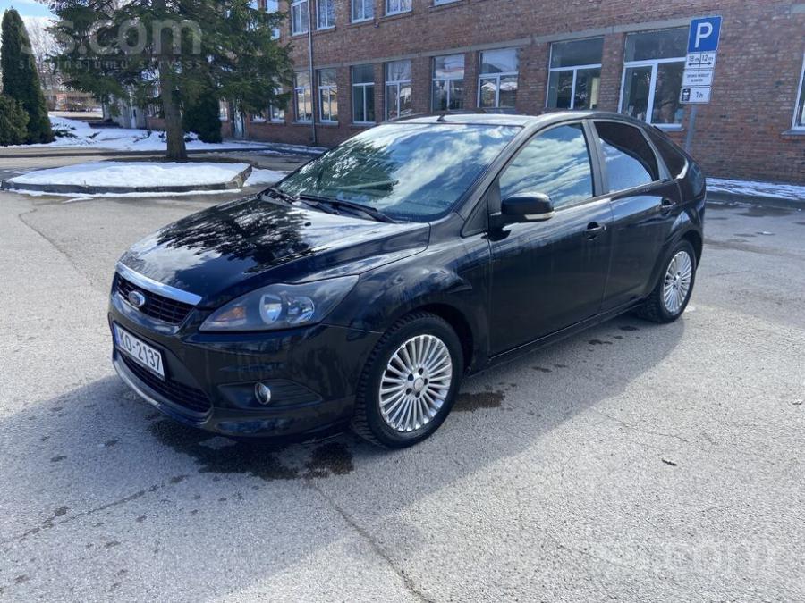 Melns Ford Focus 2008 Cēsis, ar dzinēja tilpumu 1.80 L un nobraukumu 216 tūkst. km par 1999 €, foto 1 vietnē AUTOMOTO.COM.LV