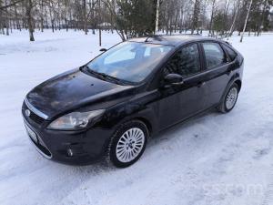 Melns Ford Focus 2008 Jūrmala, ar dzinēja tilpumu 1.60 L un nobraukumu 306 tūkst. km par 1350 €, foto  vietnē AUTOMOTO.COM.LV
