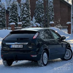 Melns Ford Focus 2008 Dobele, ar dzinēja tilpumu 1.60 L un nobraukumu 305 tūkst. km par 2350 €, foto 3 vietnē AUTOMOTO.COM.LV