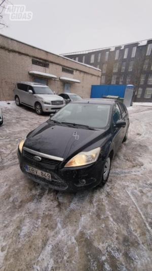 Melns Ford Focus 2008 Viļņa, ar dzinēja tilpumu 1.60 L un nobraukumu 274 tūkst. km par 800 €, foto  vietnē AUTOMOTO.COM.LV