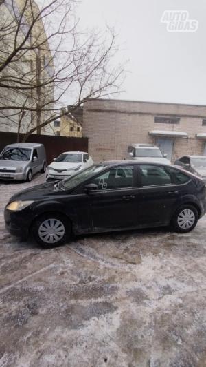 Melns Ford Focus 2008 Viļņa, ar dzinēja tilpumu 1.60 L un nobraukumu 274 tūkst. km par 800 €, foto 2 vietnē AUTOMOTO.COM.LV