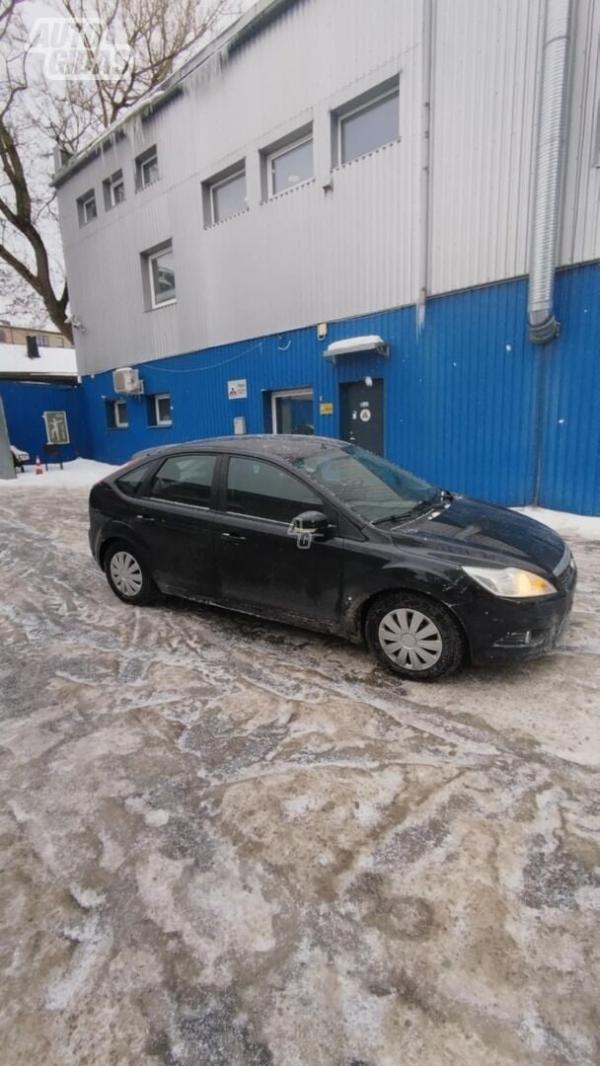 Black Ford Focus 2008 in Vilnius, with an engine capacity of 1.60 L and mileage of 274 thousand km for 800 €, photo 6 on AUTOMOTO.COM.LV