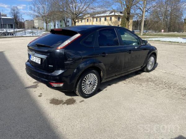 Melns Ford Focus 2008 Cēsis, ar dzinēja tilpumu 1.80 L un nobraukumu 216 tūkst. km par 1499 €, foto 3 vietnē AUTOMOTO.COM.LV