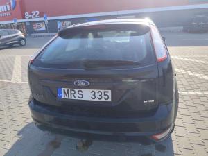 Black Ford Focus 2008 in Gargzdai, with an engine capacity of 1.56 L and mileage of 350 thousand km for 1100 €, photo 8 on AUTOMOTO.COM.LV
