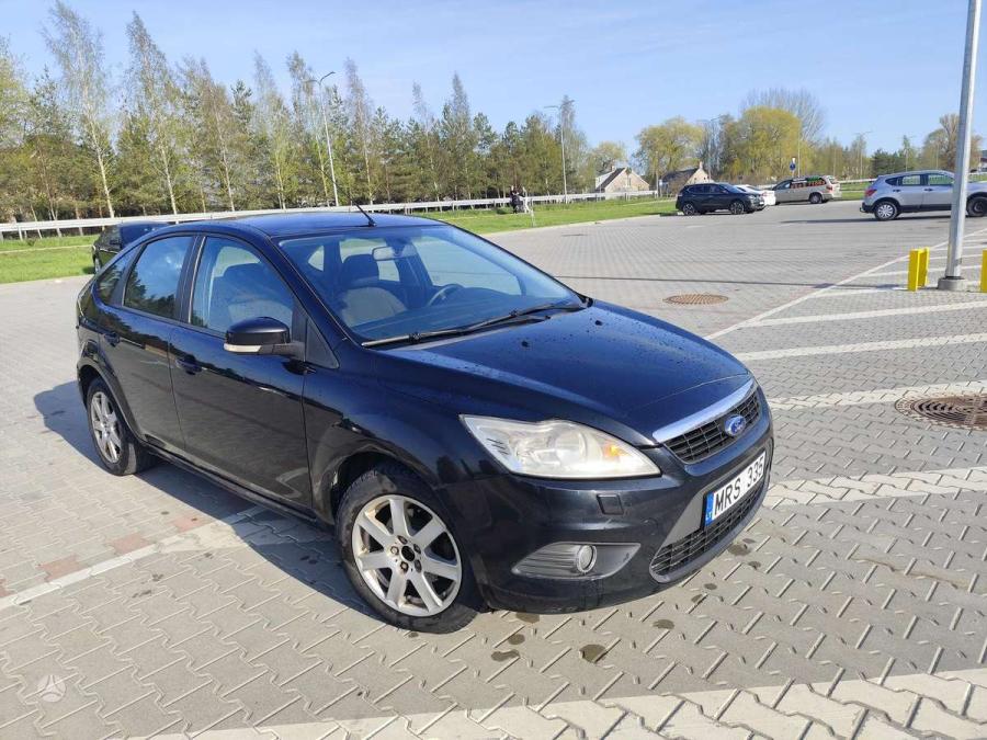 Black Ford Focus 2008 in Gargzdai, with an engine capacity of 1.56 L and mileage of 350 thousand km for 1100 €, photo 10 on AUTOMOTO.COM.LV