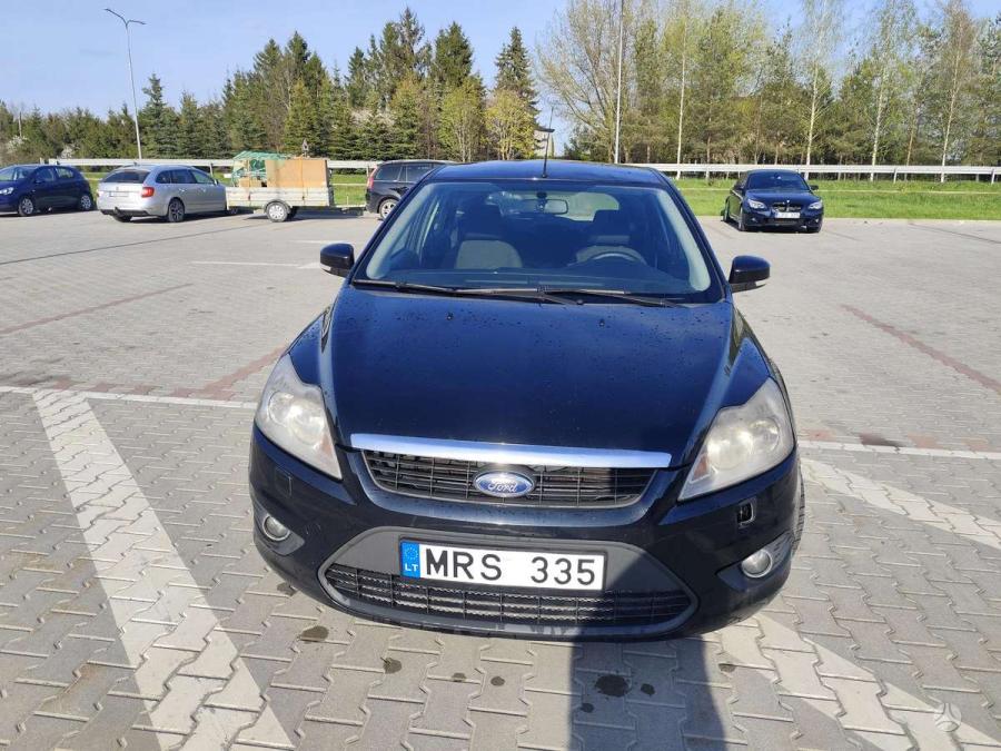 Black Ford Focus 2008 in Gargzdai, with an engine capacity of 1.56 L and mileage of 350 thousand km for 1100 €, photo 11 on AUTOMOTO.COM.LV