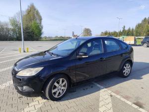 Black Ford Focus 2008 in Gargzdai, with an engine capacity of 1.56 L and mileage of 350 thousand km for 1100 €, photo 12 on AUTOMOTO.COM.LV