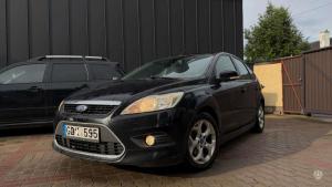 Melns Ford Focus 2008 Viļņa, ar dzinēja tilpumu 1.60 L un nobraukumu 193 tūkst. km par 1350 €, foto  vietnē AUTOMOTO.COM.LV