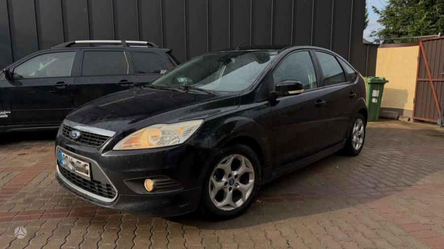 Melns Ford Focus 2008 Viļņa, ar dzinēja tilpumu 1.60 L un nobraukumu 193 tūkst. km par 1350 €, foto 3 vietnē AUTOMOTO.COM.LV