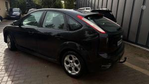 Melns Ford Focus 2008 Viļņa, ar dzinēja tilpumu 1.60 L un nobraukumu 193 tūkst. km par 1350 €, foto 5 vietnē AUTOMOTO.COM.LV