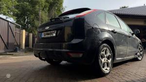 Melns Ford Focus 2008 Viļņa, ar dzinēja tilpumu 1.60 L un nobraukumu 193 tūkst. km par 1350 €, foto 6 vietnē AUTOMOTO.COM.LV