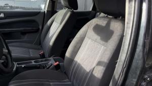 Melns Ford Focus 2008 Viļņa, ar dzinēja tilpumu 1.60 L un nobraukumu 193 tūkst. km par 1350 €, foto 12 vietnē AUTOMOTO.COM.LV