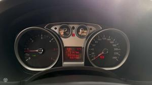 Melns Ford Focus 2008 Viļņa, ar dzinēja tilpumu 1.60 L un nobraukumu 193 tūkst. km par 1350 €, foto 13 vietnē AUTOMOTO.COM.LV