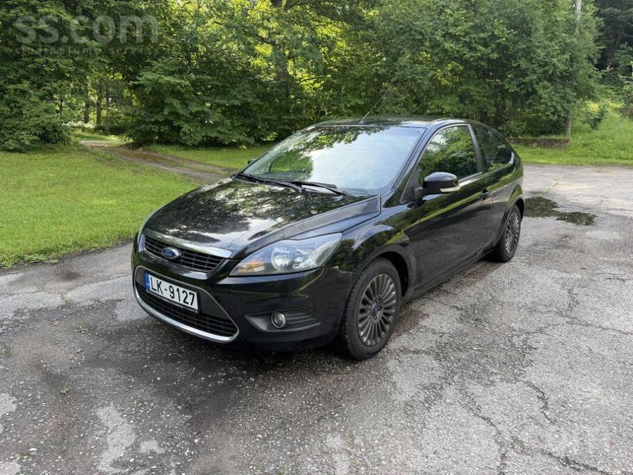 Black Ford Focus 2008 in Saldus, with an engine capacity of 1.60 L and mileage of 360 thousand km for 2200 €, photo 1 on AUTOMOTO.COM.LV
