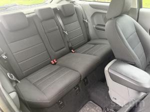 Black Ford Focus 2008 in Saldus, with an engine capacity of 1.60 L and mileage of 360 thousand km for 2200 €, photo 9 on AUTOMOTO.COM.LV