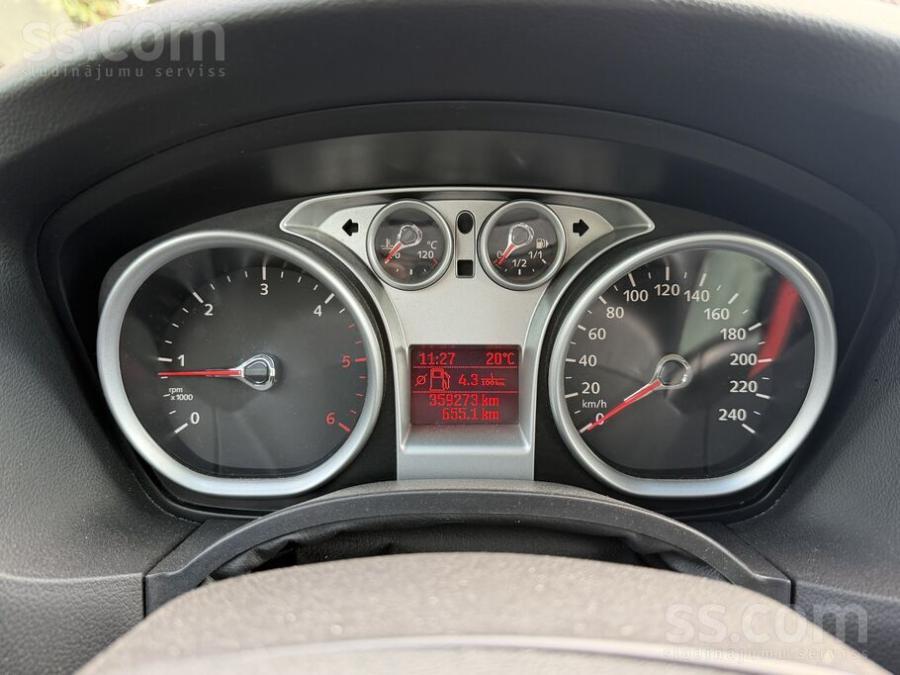 Black Ford Focus 2008 in Saldus, with an engine capacity of 1.60 L and mileage of 360 thousand km for 2200 €, photo 10 on AUTOMOTO.COM.LV