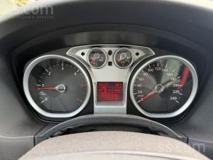 Melns Ford Focus 2008 Saldus, ar dzinēja tilpumu 1.60 L un nobraukumu 360 tūkst. km par 2200 €, foto 10 vietnē AUTOMOTO.COM.LV
