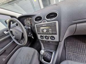Melns Ford Focus 2008 Viļņa, ar dzinēja tilpumu 1.56 L un nobraukumu 230 tūkst. km par 750 €, foto 18 vietnē AUTOMOTO.COM.LV