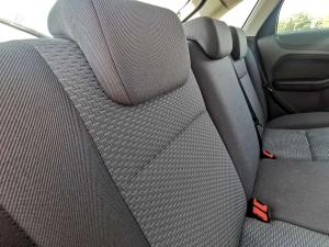 Melns Ford Focus 2008 Viļņa, ar dzinēja tilpumu 1.56 L un nobraukumu 230 tūkst. km par 750 €, foto 19 vietnē AUTOMOTO.COM.LV