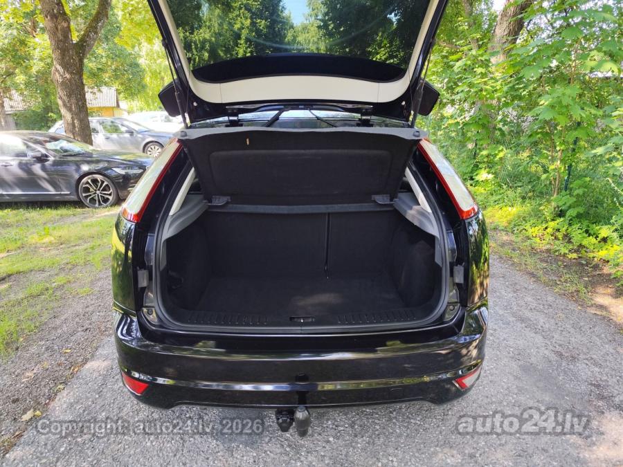 Black Ford Focus 2008 in Tartu, with an engine capacity of 2.00 L and mileage of 280 thousand km for 1950 €, photo 16 on AUTOMOTO.COM.LV