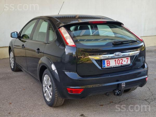 Melns Ford Focus 2008 Ogre, ar dzinēja tilpumu 2.00 L un nobraukumu 188 tūkst. km par 3350 €, foto 6 vietnē AUTOMOTO.COM.LV