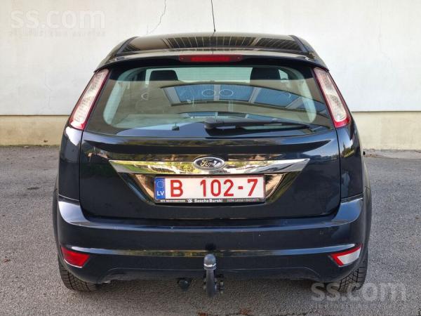 Melns Ford Focus 2008 Ogre, ar dzinēja tilpumu 2.00 L un nobraukumu 188 tūkst. km par 3350 €, foto 7 vietnē AUTOMOTO.COM.LV