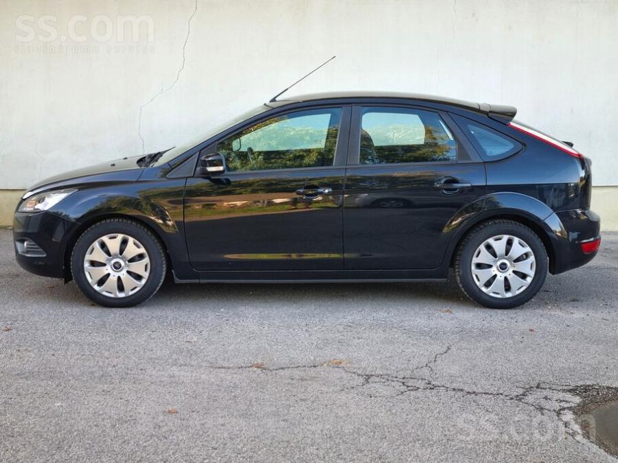Black Ford Focus 2008 in Ogre, with an engine capacity of 2.00 L and mileage of 188 thousand km for 3350 €, photo 6 on AUTOMOTO.COM.LV